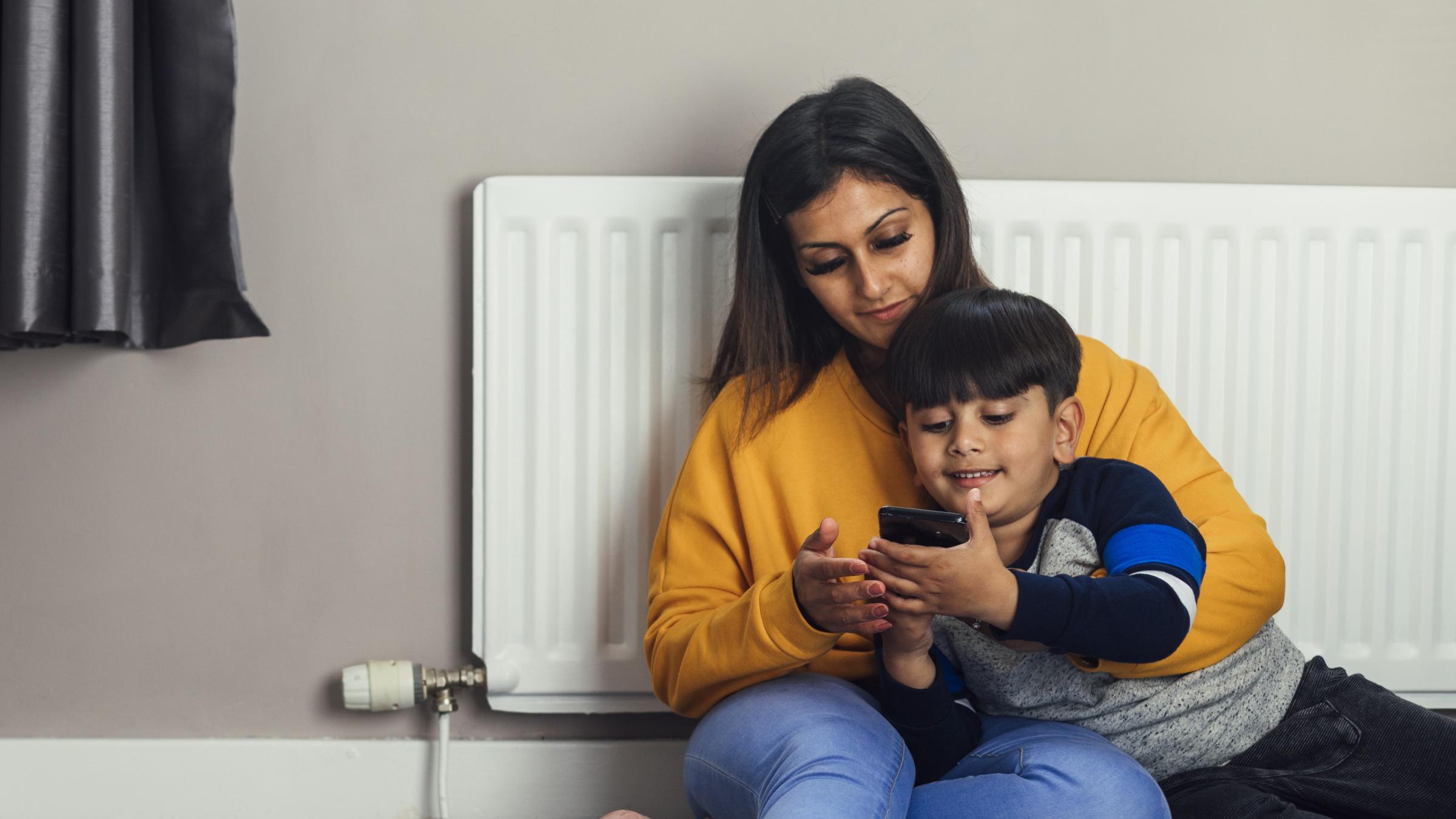 211 - Connecting People to Local Resources | United Way Worldwide